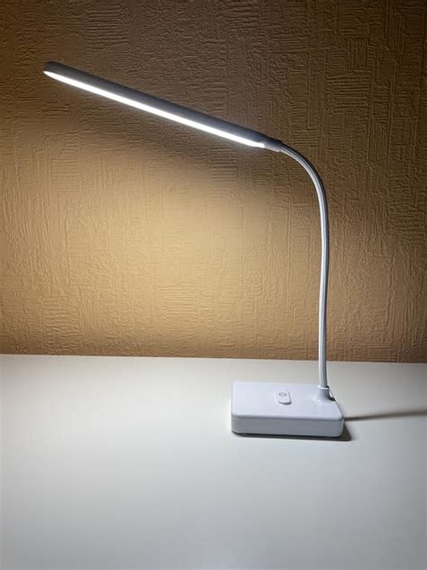 Настільна Led лампа на акумуляторі — ціна 450 грн у каталозі Настільні лампи Купити товари для