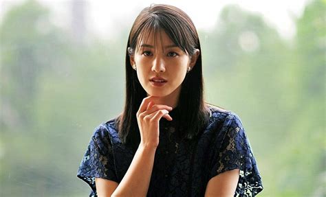 「桜庭ななみ」円満退所がなぜ“宮内ひとみ”に改名？ 高杉真宙、桐谷美玲、水上恒司と続く事務所退所ドミノは大丈夫か 概要 Aera