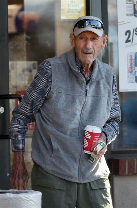 Un Amigo De Gene Hackham Cuenta La Verdad De Su Matrimonio Con Betsy Arakawa