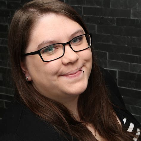 Ilonka Schreiner Buchholz Mediengestalterin Mitarbeiterin Im Marketing H Janssen And Co Kg