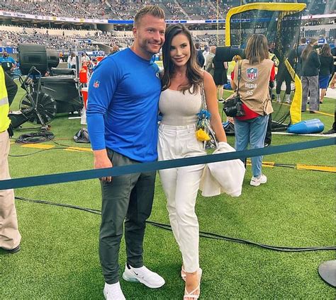 Nfl La Rams Head Coach Sean Mcvay And His Wife Reveal They Are