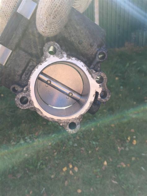 Чистка дроссельной заслонки Форд Фокус 3 — Ford Focus Hatchback Iii 1 6 л 2012 года своими