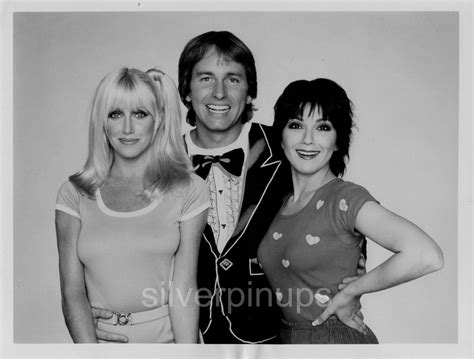 Orig 1980 Suzanne Somers John Ritter Joyce Dewitt Threes Company