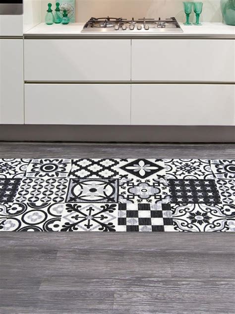 Tapis Salon Et Chambre Tissé Utopia Noir Kiabi 2999€