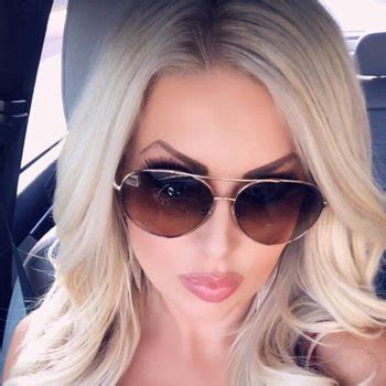 Brooke Banx Babe Page Watch This Centerfold On Freeones