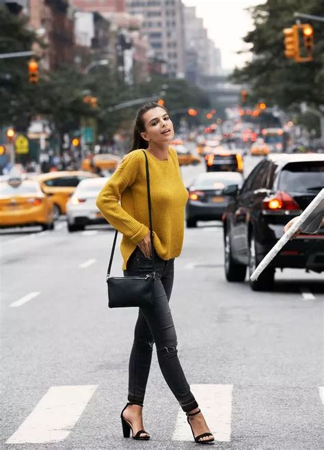 Emily Ratajkowski Amps Up The Sex Appeal In Revealing New Photoshoot Irish Mirror Online