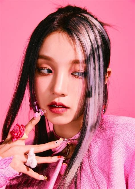 G I Dle Yuqi I Feel Queencard Artofit