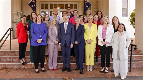 Australias New Government Sworn In With Record 13 Women Ministers
