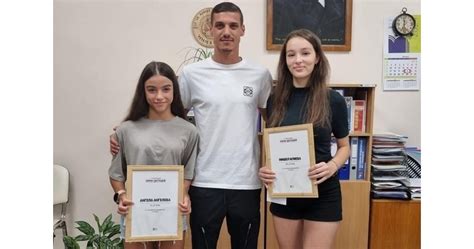 Десподов раздаде стипендии на деца от родната Кресна