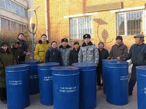 Айл өрхүүдэд галын аюулгүй байдлын шаардлага хангасан битүүмжлэл сайтай төмөр торх хүлээлгэн өглөө