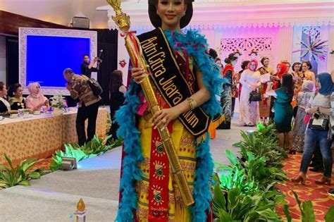 Siswi Sman 1 Kendari Raih Juara Umum Putri Citra 2019 Antara News