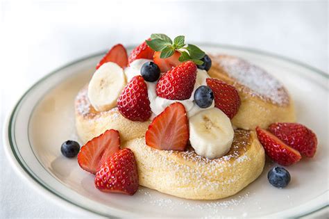 スフレパンケーキ専門店「フリッパーズ」自由が丘＆吉祥寺に新店、秋限定マロンパンケーキも ファッションプレス