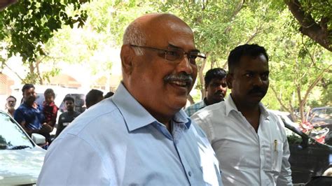 பாலியல் புகார் தலைமறைவான முன்னாள் டிஜிபி ராஜேஷ் தாஸுக்கு லுக் அவுட் நோட்டீஸ் Jail Sentence In