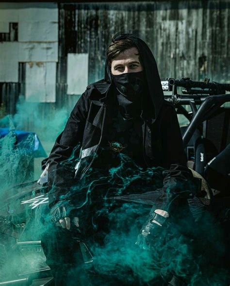 Look His Perfection~ Alan Walker Walker Allen Walker