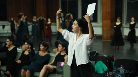 სუხიშვილების სამოყვარულო ჯგუფი პედაგოგი ნელიკო მძევაშვილი Dance Academy “sukhishvili