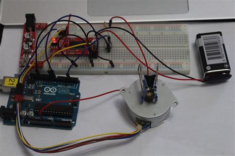 綠園創客的科學學習單 使用easy Driver驅動步進馬達