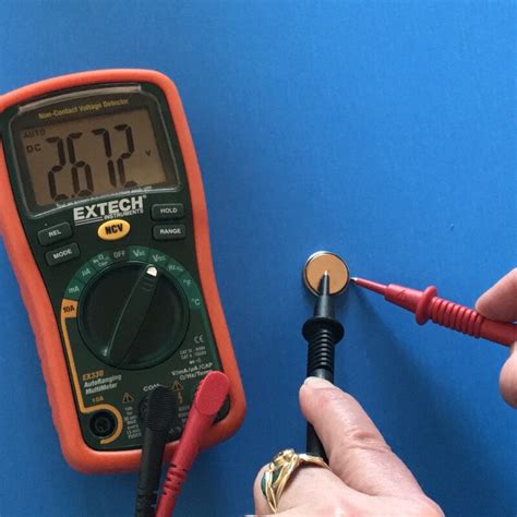Measuring Battery Voltage Using A Multimeter Chibitronics