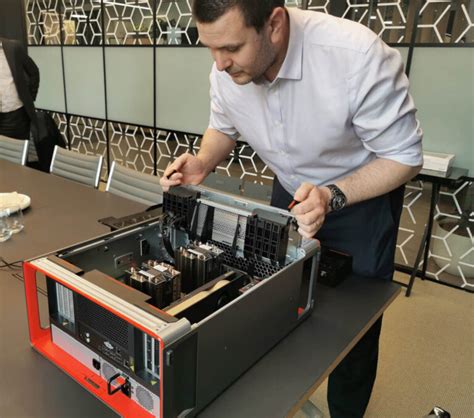 First Look At Lenovo Thinkstation Px Video Photos Pricing Techfinitive