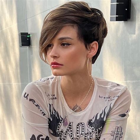 24 Amazing Pixie Cut Looks Youll Instantly Adore In 2023