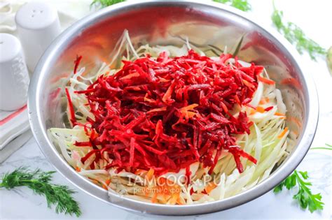 Квашеная капуста со свеклой — рецепт с фото пошагово