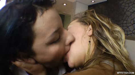 Free Kiss Me Girl Porn Videos Xhamster