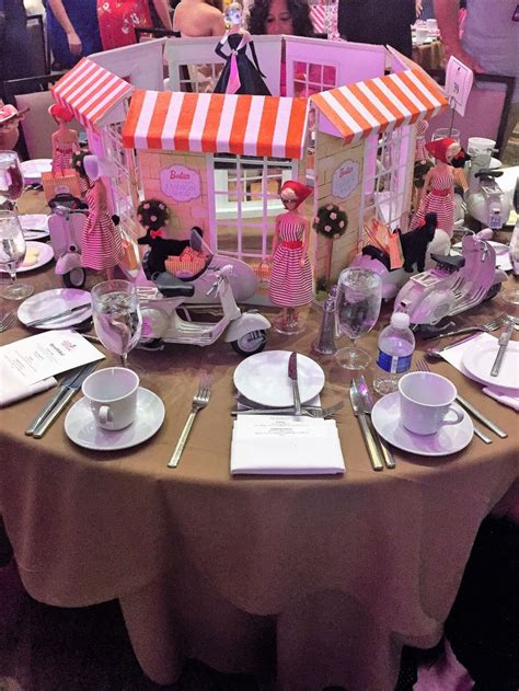 Barbie Convention Table Decor
