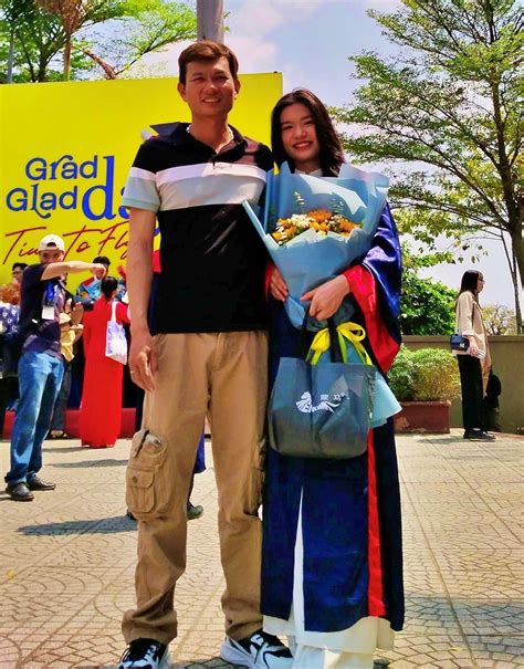 C G I C I O C Nh N M C Cho Anh Trai Trong L T T Nghi P