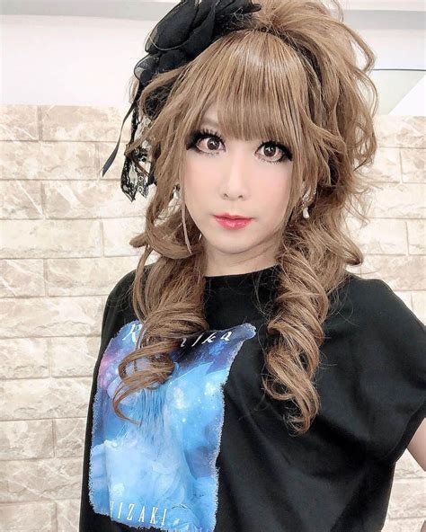 Hizakiさんのインスタグラム写真 Hizakiinstagram 「rusalka Tシャツ ＃hizaki Shop豪華盤に付いて