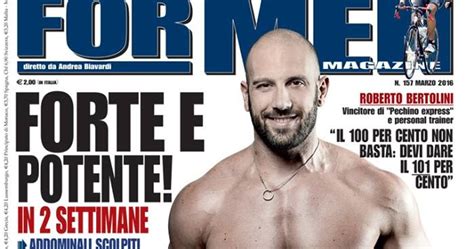 Roberto Bertolini Posa Per For Men Dopo Pechino Express Jimi Paradise