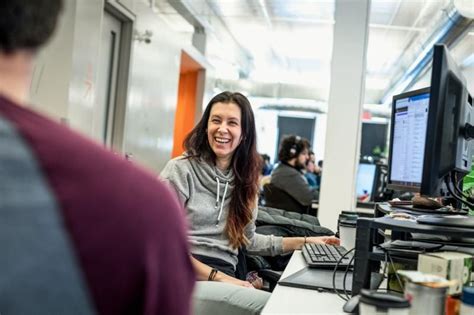 power your linux and postgresql innovation with azure migration