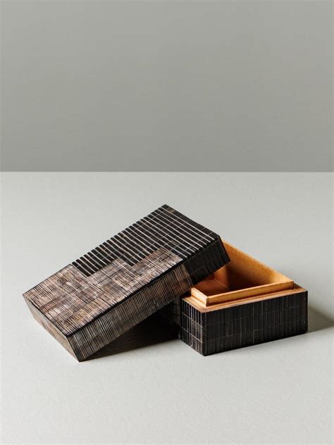 Boîte En Corne Noire Et Grise Emir Chehoma Jaimeladeco