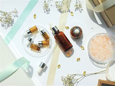 Niacinamide: Benefits, Uses and Side Effects