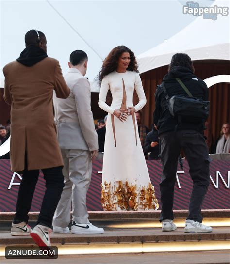 Zendaya Sexy Shows Off Her Peaked Nipples In A Stunning Dress At Dune