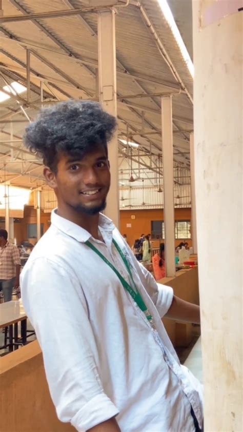 ꜱʜᴇʟᴅᴏɴ 🪽 Tag Ur Crushlove😫 Loyalfalcon Collegelife