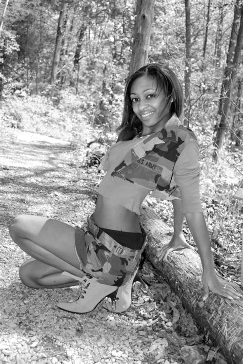 Mis Models Photo Portfolio 3 Albums And 23 Photos Model Mayhem