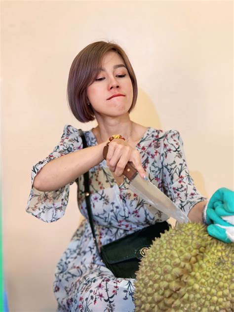 Chalida Phalamat Added A New Photo Chalida Phalamat