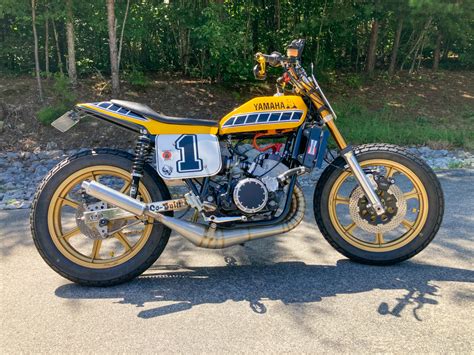 Yamaha Flat Tracker