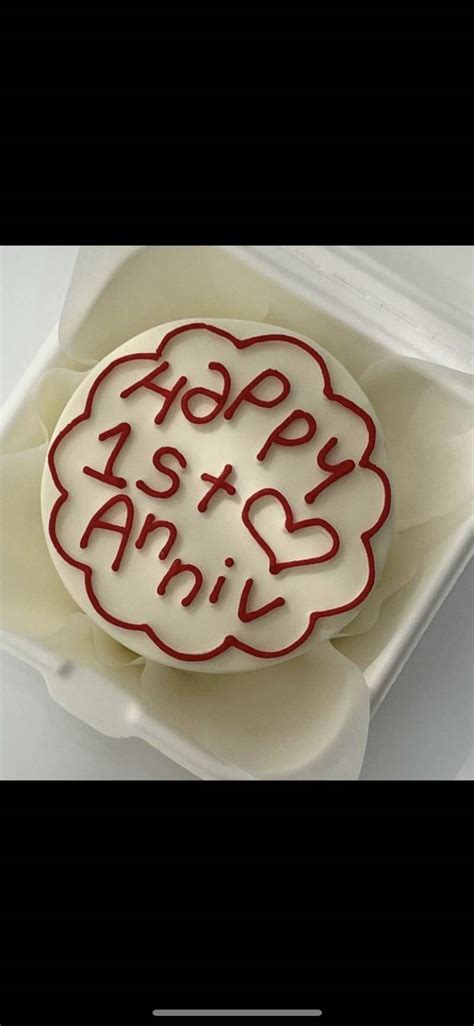 잡담 쓰니 인생 첫 1주년 케이크 같이 골라줄 사람 🎂 인스티즈instiz 일상 카테고리