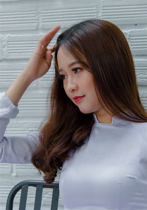 무료 이미지 헤어 스타일 긴 머리 아름다움 머리 색소 갈색 머리 겹친 머리카락 턱 앞머리 말뿐인 흑발 Step Cutting 모델 일본 우상