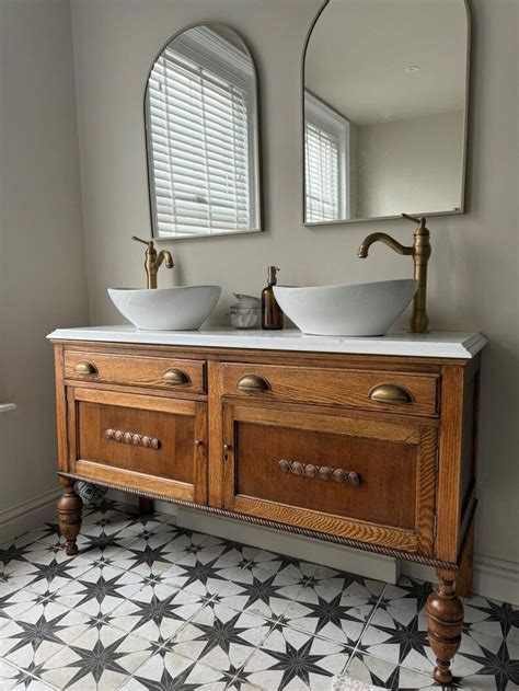 Retro Bathroom Vanity Unit