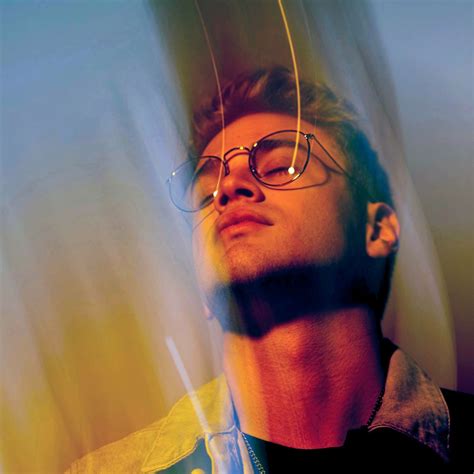 Meet Lain Roy Canvasrebel Magazine