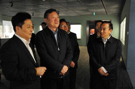 云南省政协副主席米东生莅临北京银帝艺术馆考察指导 银帝集团