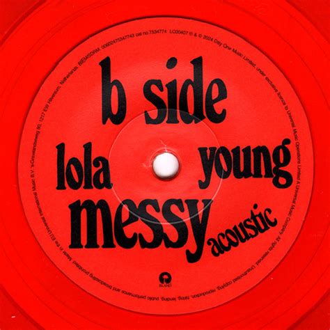 Lola Young Messy