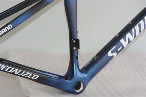 도로 자전거 탄소 프레임 세트 sl7 탄소 프레임 깨끗한 라우팅 스레드 bb 호환 di2 그룹 700c 고품질