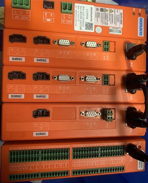 What Are The Functions That The Industrial Robot Control System Needs