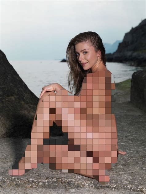 New Fetish Of Blurring Out Hot Photos Pic