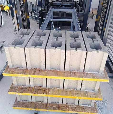 Semi Automatic Concrete Chb Brick Making Machine China Chb Brick