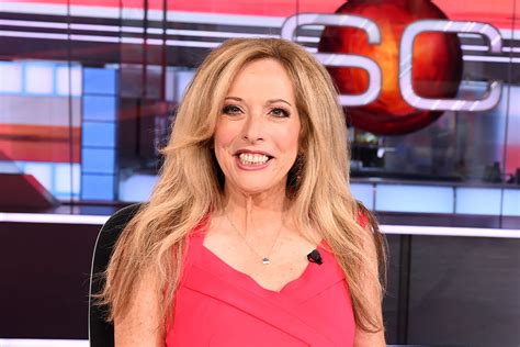 Espn Mainstay Linda Cohn Signs Multiyear Extension