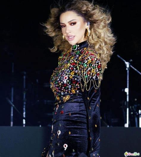 Stage Costumes Of Singer Hadise Among The Most Admired Of 2022
