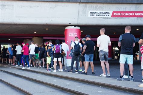 ajax fans queue for third jersey